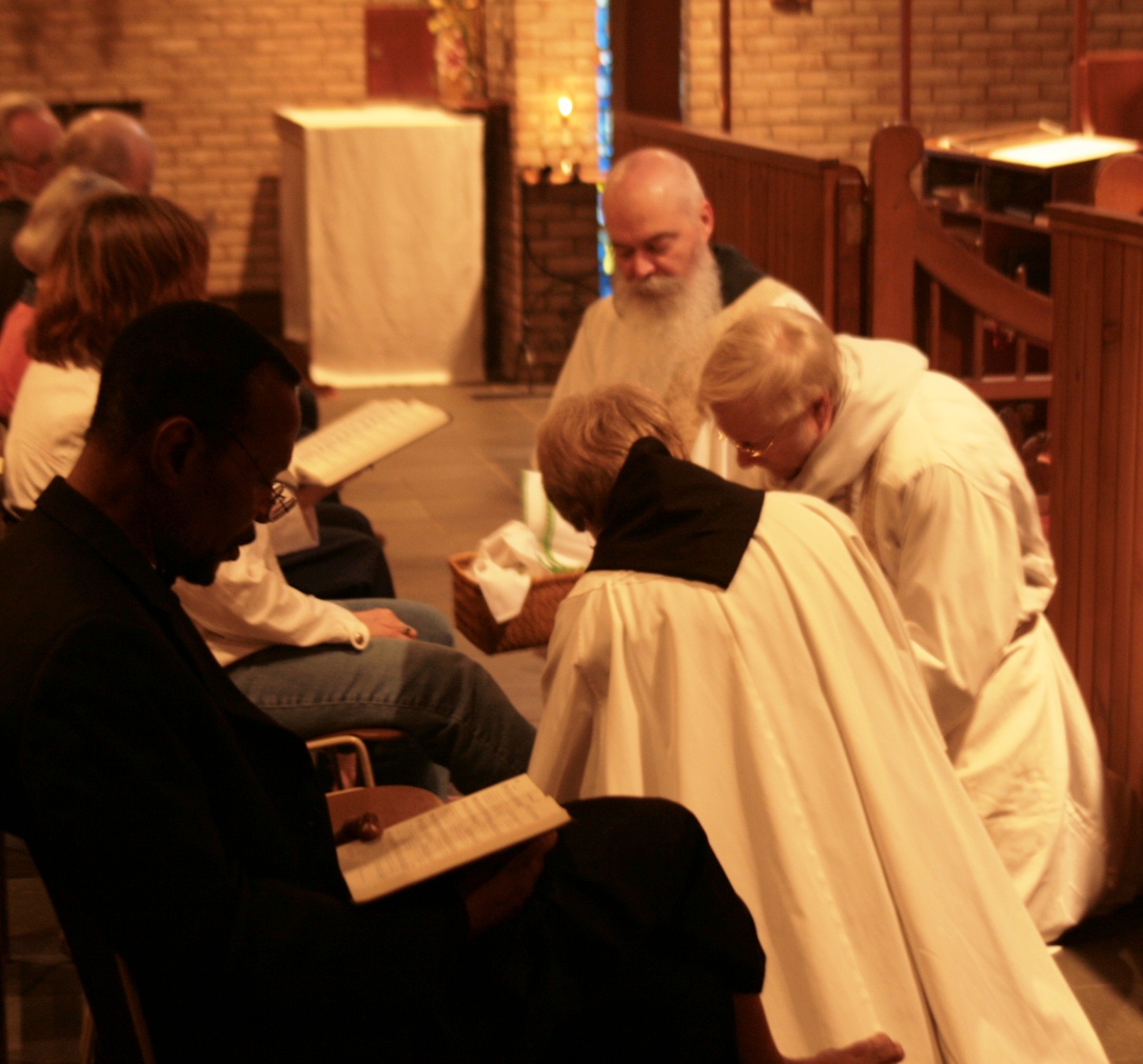 Jesus’ New Commandment | Imaginary Visions of True Peace